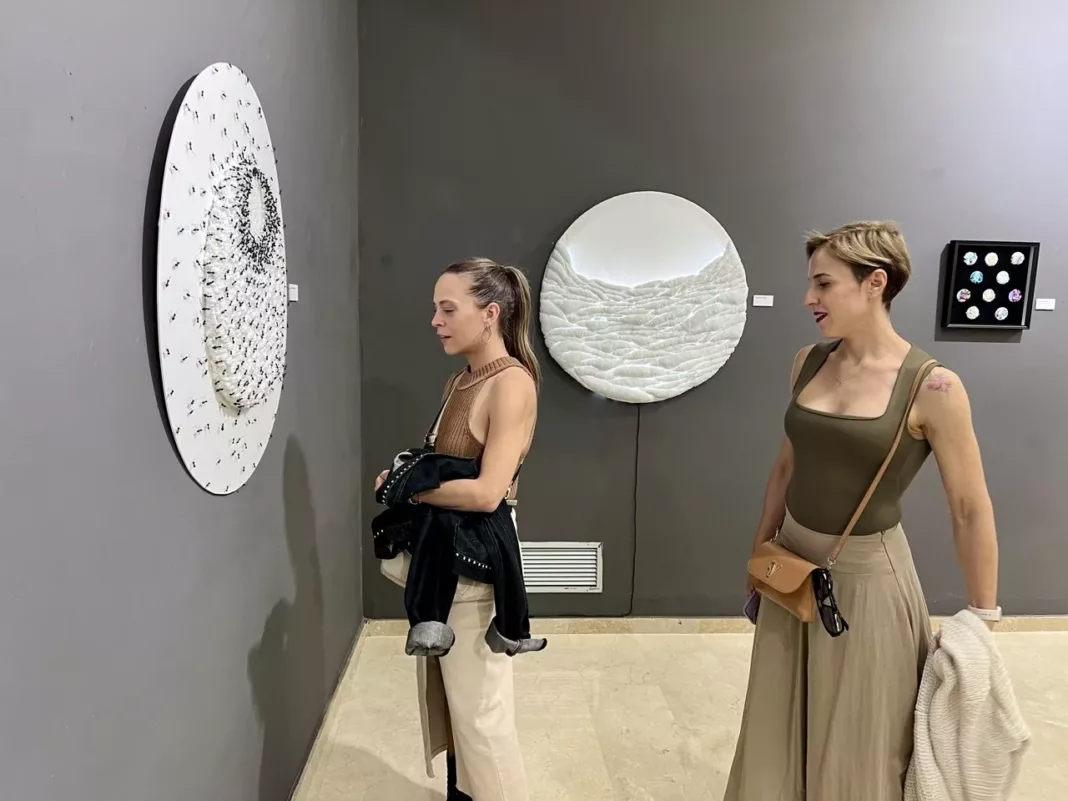 La muestra de Mujeres Artistas de Puertollano alcanza las 800 visitas y ...